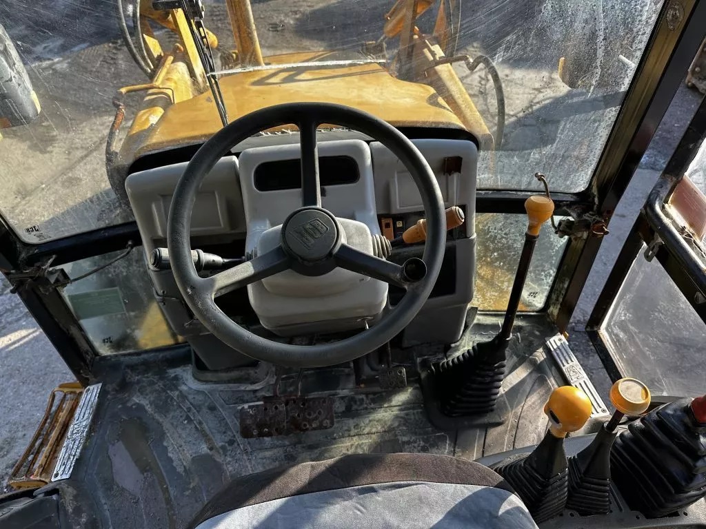 JCB 3CX BACKHOE LOADER 2000 – Equipmentplaza